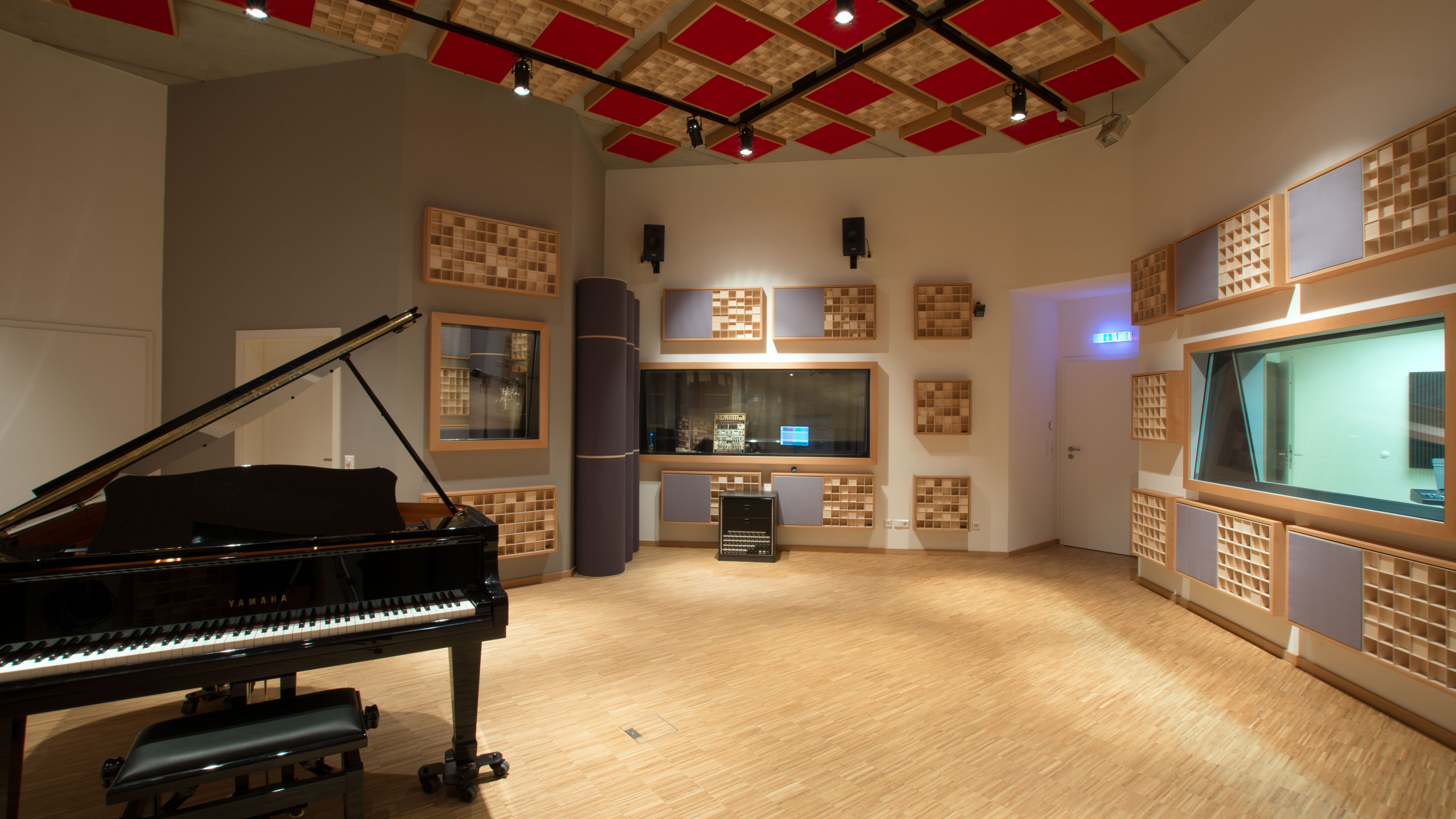 jaM'in - Tonstudio - TrustedMusic